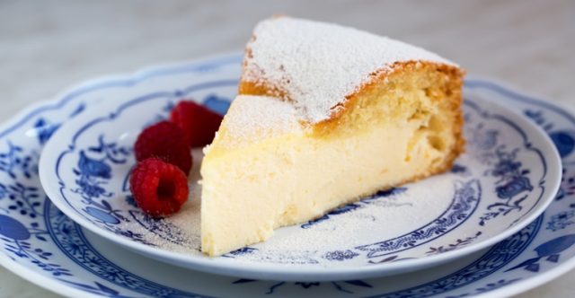 Say "Abracadabra!" And Magical Things Happen To This Vanilla Custard ...